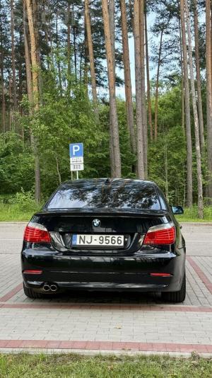 Melns BMW 525 2008 Krāslava, ar dzinēja tilpumu 3.00 L un nobraukumu 340 tūkst. km par 6200 €, foto 5 vietnē AUTOMOTO.COM.LV