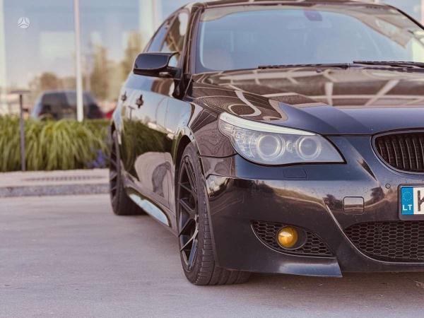Melns BMW 525 2008 Viļņa, ar dzinēja tilpumu 2.99 L un nobraukumu 500 tūkst. km par 4200 €, foto 9 vietnē AUTOMOTO.COM.LV