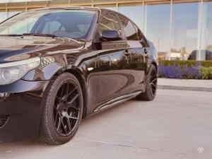 Black BMW 525 2008 in Vilnius, with an engine capacity of 2.99 L and mileage of 500 thousand km for 4200 €, photo 11 on AUTOMOTO.COM.LV