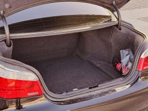Black BMW 525 2008 in Vilnius, with an engine capacity of 2.99 L and mileage of 500 thousand km for 4200 €, photo 17 on AUTOMOTO.COM.LV