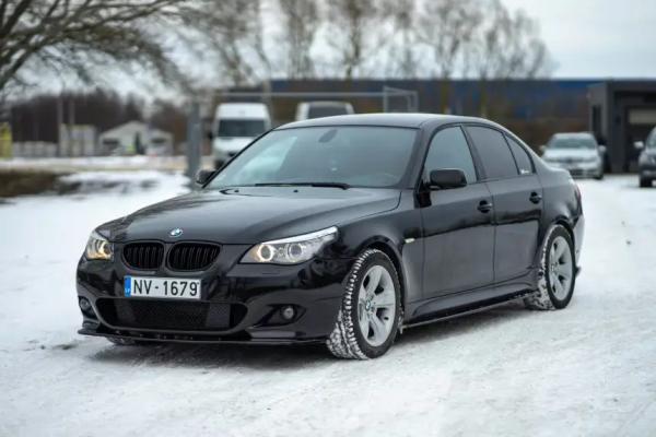 Melns BMW 525 2008 Liepāja, ar dzinēja tilpumu 3.00 L un nobraukumu 385 tūkst. km par 6500 €, foto 1 vietnē AUTOMOTO.COM.LV