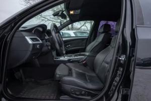 Melns BMW 525 2008 Liepāja, ar dzinēja tilpumu 3.00 L un nobraukumu 385 tūkst. km par 6500 €, foto 11 vietnē AUTOMOTO.COM.LV
