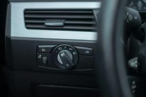 Melns BMW 525 2008 Liepāja, ar dzinēja tilpumu 3.00 L un nobraukumu 385 tūkst. km par 6500 €, foto 30 vietnē AUTOMOTO.COM.LV