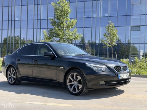 Black BMW 525 2008 in Vilnius, with an engine capacity of 3.00 L and mileage of 292 thousand km for 4350 €, photo 9 on AUTOMOTO.COM.LV