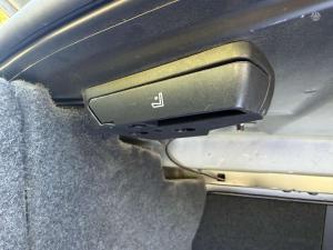 Melns BMW 525 2008 Viļņa, ar dzinēja tilpumu 2.99 L un nobraukumu 292 tūkst. km par 4350 €, foto 25 vietnē AUTOMOTO.COM.LV