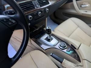 Melns BMW 525 2008 Viļņa, ar dzinēja tilpumu 3.00 L un nobraukumu 291 tūkst. km par 4250 €, foto 16 vietnē AUTOMOTO.COM.LV
