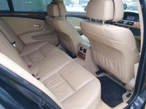 Melns BMW 525 2008 Kauņa, ar dzinēja tilpumu 3.00 L un nobraukumu 350 tūkst. km par 4200 €, foto 12 vietnē AUTOMOTO.COM.LV