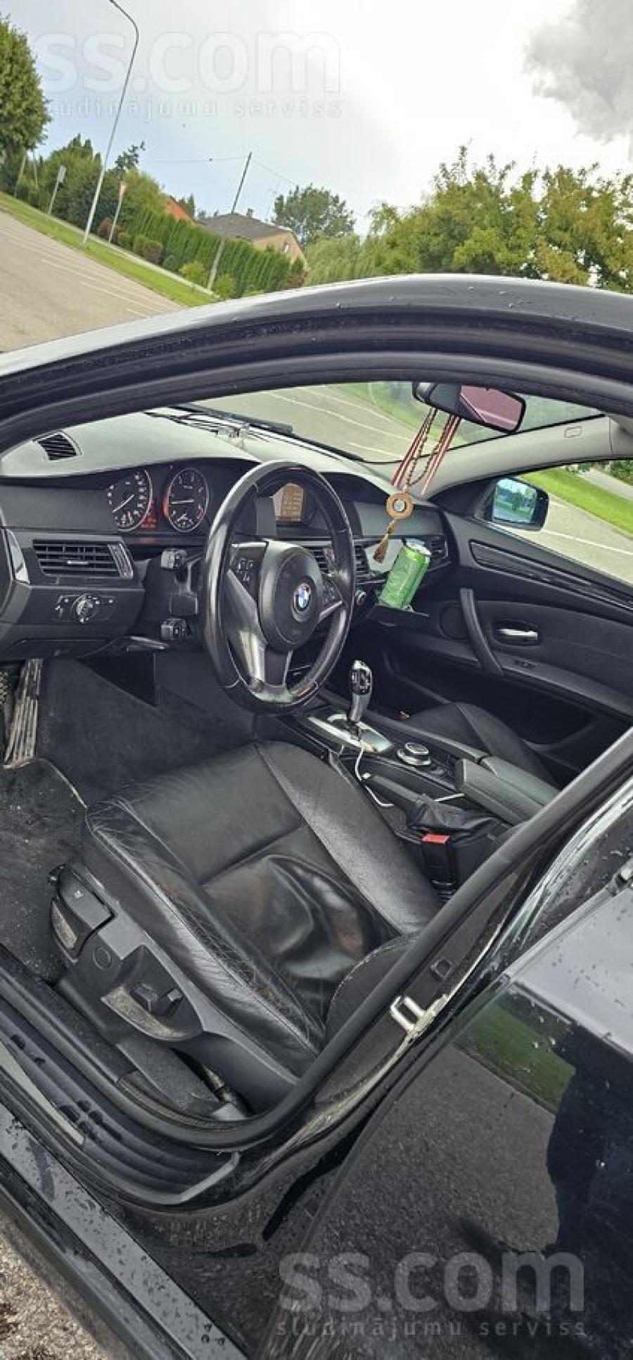 Melns BMW 525 2008 Bauska, ar dzinēja tilpumu 3.00 L un nobraukumu 447 tūkst. km par 3900 €, foto 6 vietnē AUTOMOTO.COM.LV