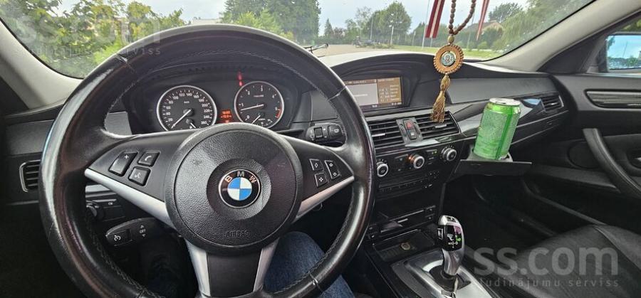 Melns BMW 525 2008 Bauska, ar dzinēja tilpumu 3.00 L un nobraukumu 447 tūkst. km par 3900 €, foto 7 vietnē AUTOMOTO.COM.LV