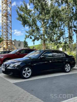 Melns BMW 525 2008 Rīga, ar dzinēja tilpumu 3.00 L un nobraukumu 378 tūkst. km par 4995 €, foto 3 vietnē AUTOMOTO.COM.LV