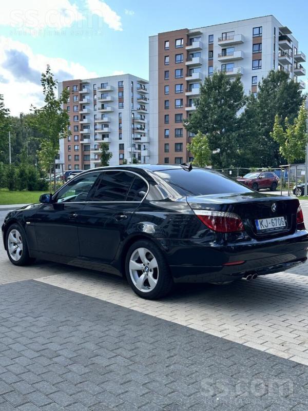 Melns BMW 525 2008 Rīga, ar dzinēja tilpumu 3.00 L un nobraukumu 378 tūkst. km par 4995 €, foto 5 vietnē AUTOMOTO.COM.LV