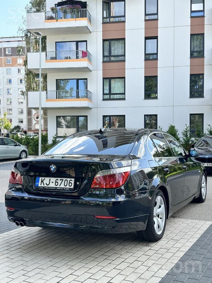 Melns BMW 525 2008 Rīga, ar dzinēja tilpumu 3.00 L un nobraukumu 378 tūkst. km par 4995 €, foto 8 vietnē AUTOMOTO.COM.LV