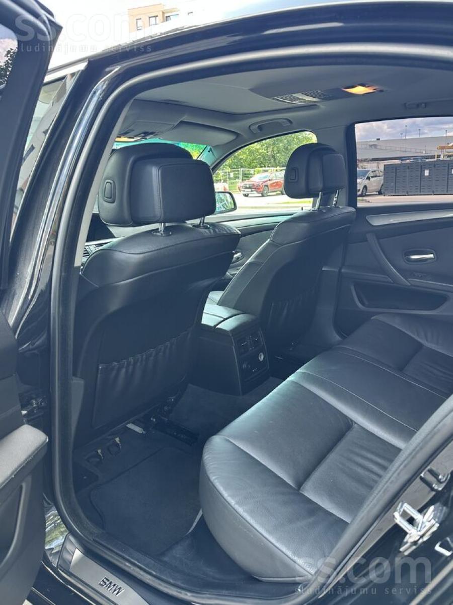 Melns BMW 525 2008 Rīga, ar dzinēja tilpumu 3.00 L un nobraukumu 378 tūkst. km par 4995 €, foto 15 vietnē AUTOMOTO.COM.LV