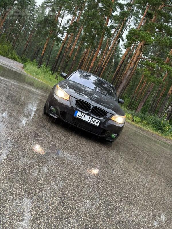 Melns BMW 525 2008 Rīga, ar dzinēja tilpumu 3.00 L un nobraukumu 312 tūkst. km par 8000 €, foto 9 vietnē AUTOMOTO.COM.LV