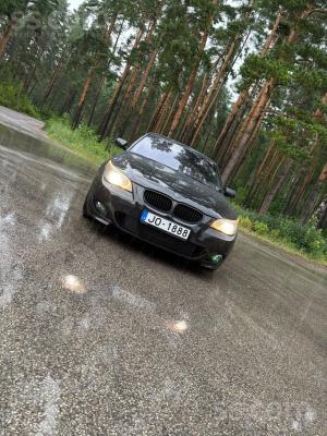 Black BMW 525 2008 in Riga, with an engine capacity of 3.00 L and mileage of 312 thousand km for 8000 €, photo 10 on AUTOMOTO.COM.LV