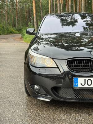 Black BMW 525 2008 in Riga, with an engine capacity of 3.00 L and mileage of 312 thousand km for 8000 €, photo 16 on AUTOMOTO.COM.LV