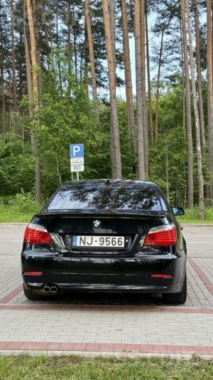 Melns BMW 525 2008 Rīga, ar dzinēja tilpumu 3.00 L un nobraukumu 337 tūkst. km par 6000 €, foto 4 vietnē AUTOMOTO.COM.LV