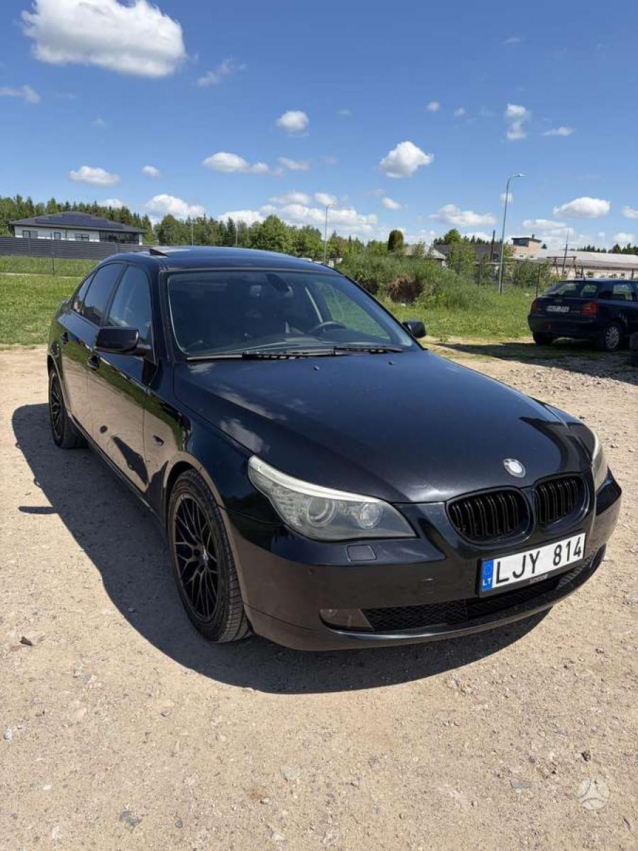 Black BMW 525 2008 in Vilnius, with an engine capacity of 2.99 L and mileage of 0 thousand km for 4800 €, photo 1 on AUTOMOTO.COM.LV