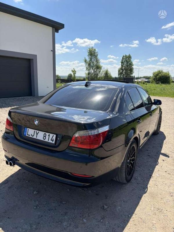 BMW 525 2008 Viļņa vietnē Melns BMW 525 2008 Viļņa, ar dzinēja tilpumu 2.99 L un nobraukumu 0 tūkst. km par 4800 €, foto 6 vietnē AUTOMOTO.COM.LV