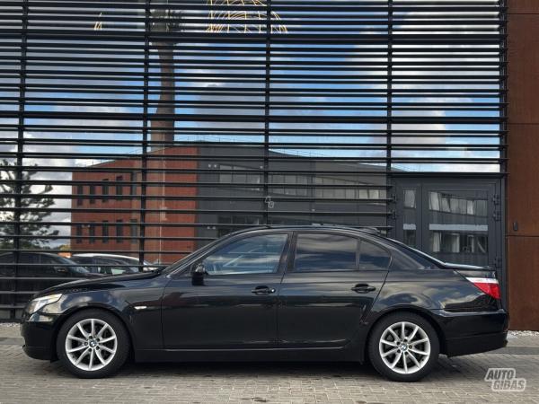 БМВ 525 2008 в Клайпеда на AUTOMOTO.COM.LV Черный БМВ 525 2008 в Клайпеда, объемом двигателя 2.50 л и пробегом 300 тыс. км за 3450 €, фото 8 на AUTOMOTO.COM.LV