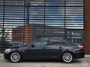 Black BMW 525 2008 in Klaipeda, with an engine capacity of 2.50 L and mileage of 300 thousand km for 3450 €, photo 8 on AUTOMOTO.COM.LV