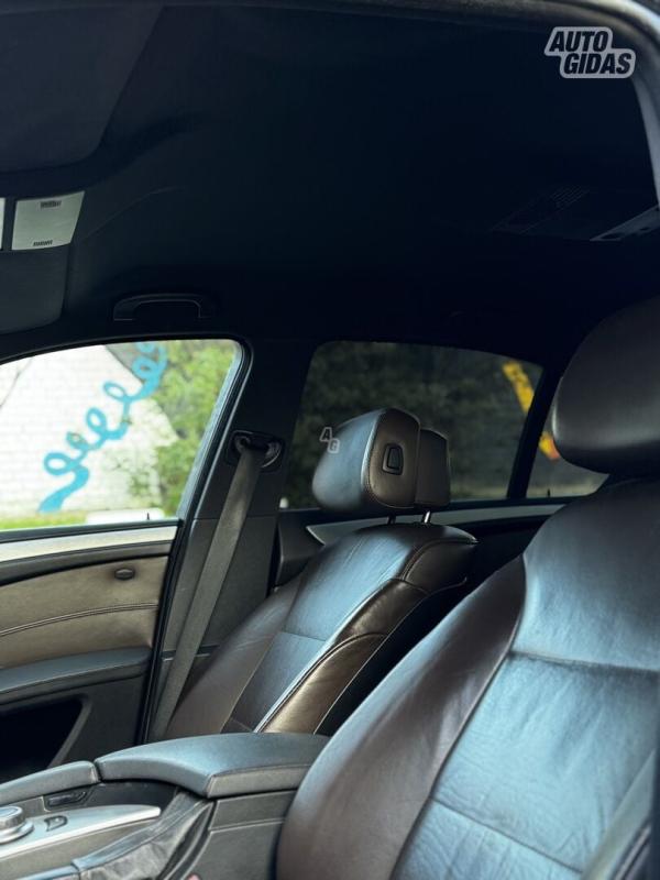 БМВ 525 2008 в Клайпеда на AUTOMOTO.COM.LV Черный БМВ 525 2008 в Клайпеда, объемом двигателя 2.50 л и пробегом 300 тыс. км за 3450 €, фото 11 на AUTOMOTO.COM.LV