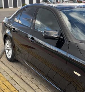 Black BMW 525 2008 in Klaipeda, with an engine capacity of 2.50 L and mileage of 300 thousand km for 3450 €, photo 20 on AUTOMOTO.COM.LV
