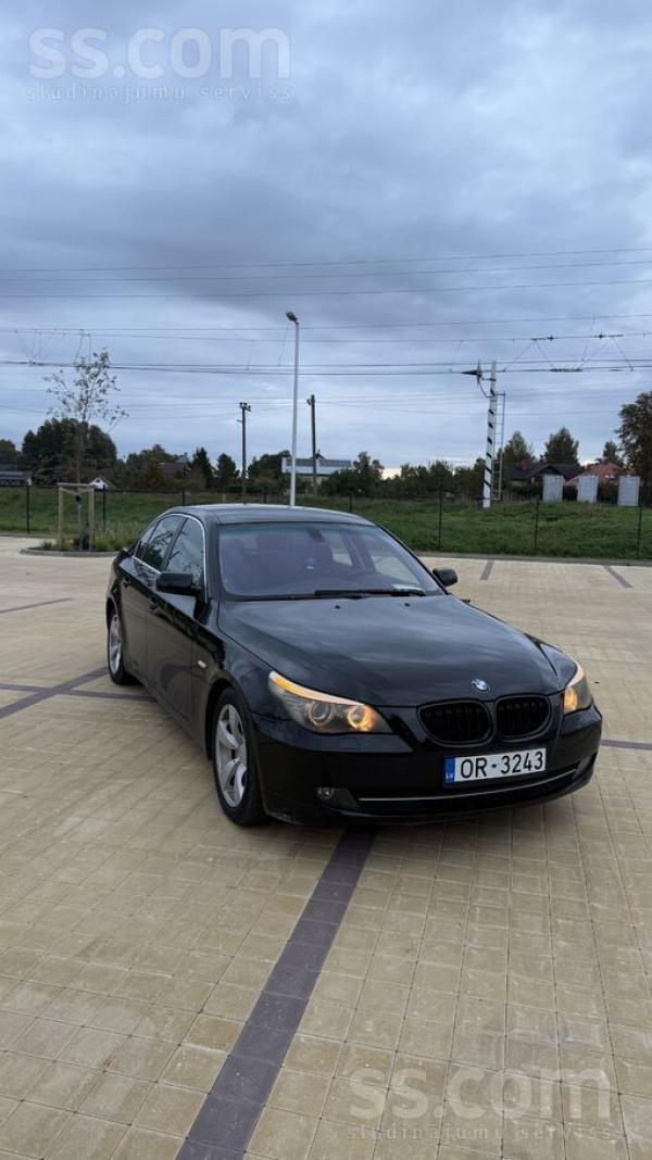 Melns BMW 525 2008 Rīga, ar dzinēja tilpumu 3.00 L un nobraukumu 330 tūkst. km par 4000 €, foto 1 vietnē AUTOMOTO.COM.LV