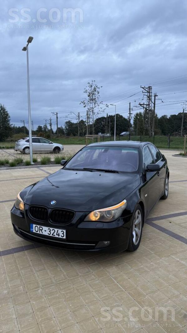 Melns BMW 525 2008 Rīga, ar dzinēja tilpumu 3.00 L un nobraukumu 330 tūkst. km par 4000 €, foto 3 vietnē AUTOMOTO.COM.LV