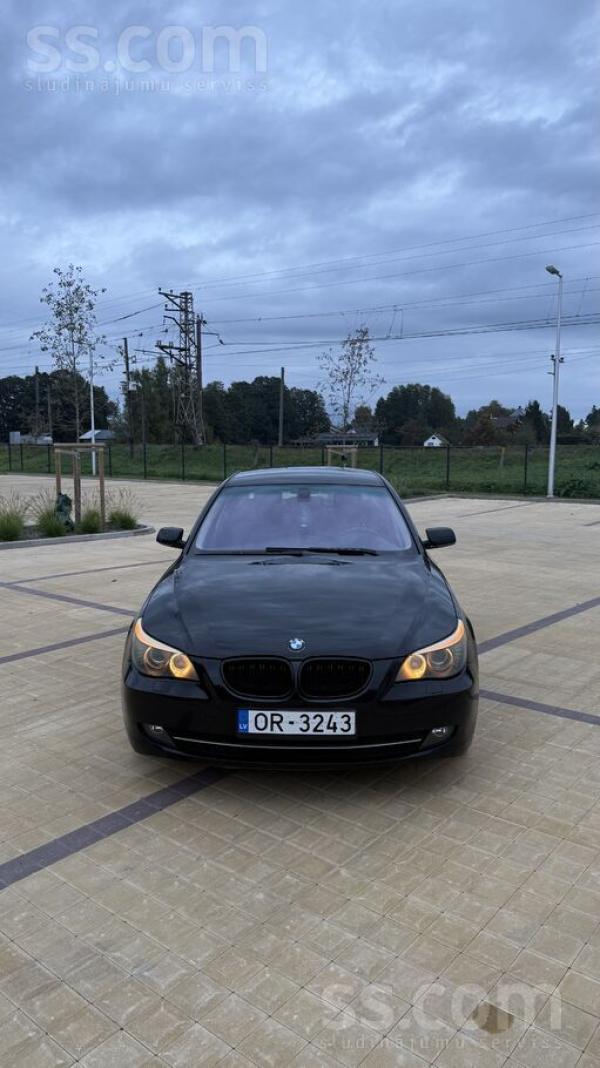 Melns BMW 525 2008 Rīga, ar dzinēja tilpumu 3.00 L un nobraukumu 330 tūkst. km par 4000 €, foto 11 vietnē AUTOMOTO.COM.LV
