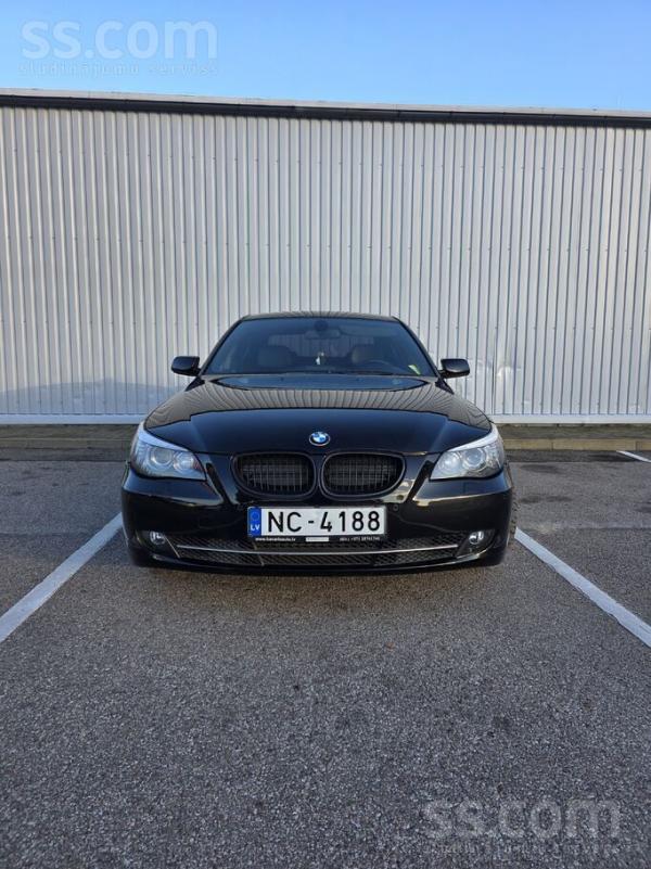 BMW 525 2008 in Riga on AUTOMOTO.COM.LV Black BMW 525 2008 in Riga, with an engine capacity of 3.00 L and mileage of 0 thousand km for 7300 €, photo 8 on AUTOMOTO.COM.LV