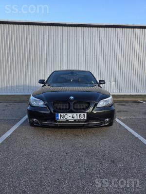 Black BMW 525 2008 in Riga, with an engine capacity of 3.00 L and mileage of 0 thousand km for 7300 €, photo 8 on AUTOMOTO.COM.LV