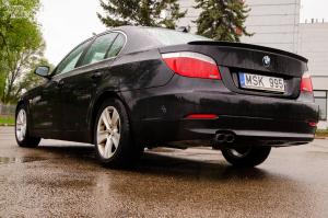 Melns BMW 525 2009 Kauņa, ar dzinēja tilpumu 3.00 L un nobraukumu 309 tūkst. km par 5000 €, foto 5 vietnē AUTOMOTO.COM.LV