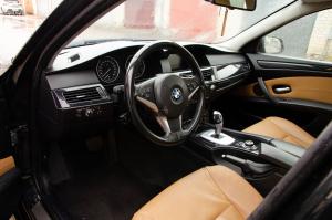 Melns BMW 525 2009 Kauņa, ar dzinēja tilpumu 3.00 L un nobraukumu 309 tūkst. km par 5000 €, foto 10 vietnē AUTOMOTO.COM.LV