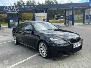 Melns BMW 525 2009 Viļņa, ar dzinēja tilpumu 2.50 L un nobraukumu 561 tūkst. km par 8000 €, foto  vietnē AUTOMOTO.COM.LV