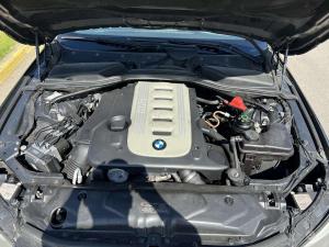 Black BMW 525 2009 in Kaunas, with an engine capacity of 2.99 L and mileage of 345 thousand km for 5100 €, photo 13 on AUTOMOTO.COM.LV