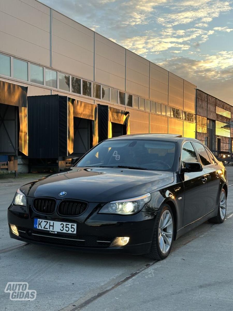 Black BMW 525 2009 in Alytus, with an engine capacity of 3.00 L and mileage of 493 thousand km for 4100 €, photo 1 on AUTOMOTO.COM.LV