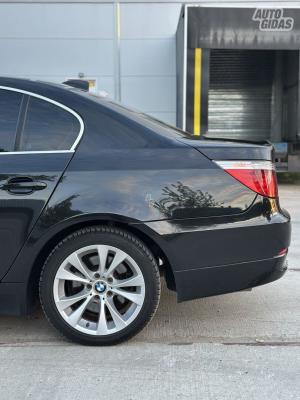 Black BMW 525 2009 in Alytus, with an engine capacity of 3.00 L and mileage of 493 thousand km for 4100 €, photo 13 on AUTOMOTO.COM.LV