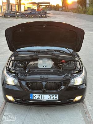 Black BMW 525 2009 in Alytus, with an engine capacity of 3.00 L and mileage of 493 thousand km for 4100 €, photo 17 on AUTOMOTO.COM.LV