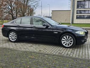 Melns BMW 525 2010 Tauragė, ar dzinēja tilpumu 2.99 L un nobraukumu 220 tūkst. km par 9800 €, foto 5 vietnē AUTOMOTO.COM.LV