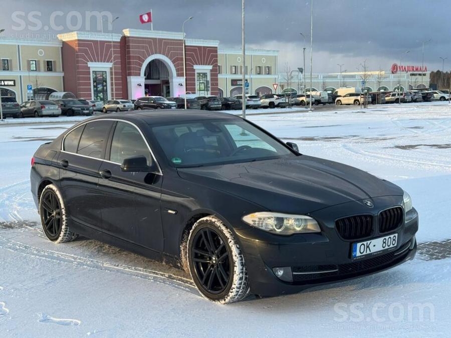 Melns BMW 525 2010 Rīga, ar dzinēja tilpumu 3.00 L un nobraukumu 297 tūkst. km par 9750 €, foto 2 vietnē AUTOMOTO.COM.LV
