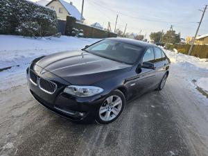 Black BMW 525 2010 in Kedainiai, with an engine capacity of 3.00 L and mileage of 310 thousand km for 6700 €, photo 2 on AUTOMOTO.COM.LV