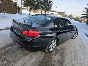 Black BMW 525 2010 in Kedainiai, with an engine capacity of 3.00 L and mileage of 310 thousand km for 6700 €, photo 3 on AUTOMOTO.COM.LV