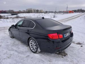 Black BMW 525 2010 in Vilnius, with an engine capacity of 2.99 L and mileage of 302 thousand km for 8300 €, photo 4 on AUTOMOTO.COM.LV