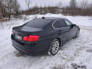 Black BMW 525 2010 in Vilnius, with an engine capacity of 2.99 L and mileage of 302 thousand km for 8300 €, photo 5 on AUTOMOTO.COM.LV
