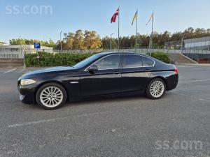 Черный БМВ 525 2010 в Рига, объемом двигателя 3.00 л и пробегом 318 тыс. км за 10000 €, фото 4 на AUTOMOTO.COM.LV