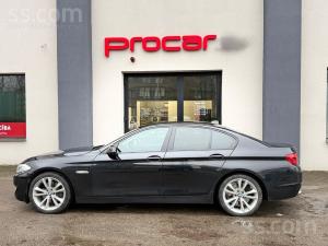 Melns BMW 525 2010 Rīga, ar dzinēja tilpumu 3.00 L un nobraukumu 329 tūkst. km par 7990 €, foto 4 vietnē AUTOMOTO.COM.LV