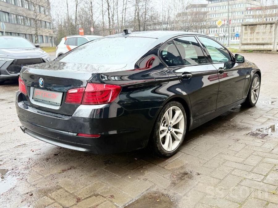 Melns BMW 525 2010 Rīga, ar dzinēja tilpumu 3.00 L un nobraukumu 329 tūkst. km par 7990 €, foto 6 vietnē AUTOMOTO.COM.LV