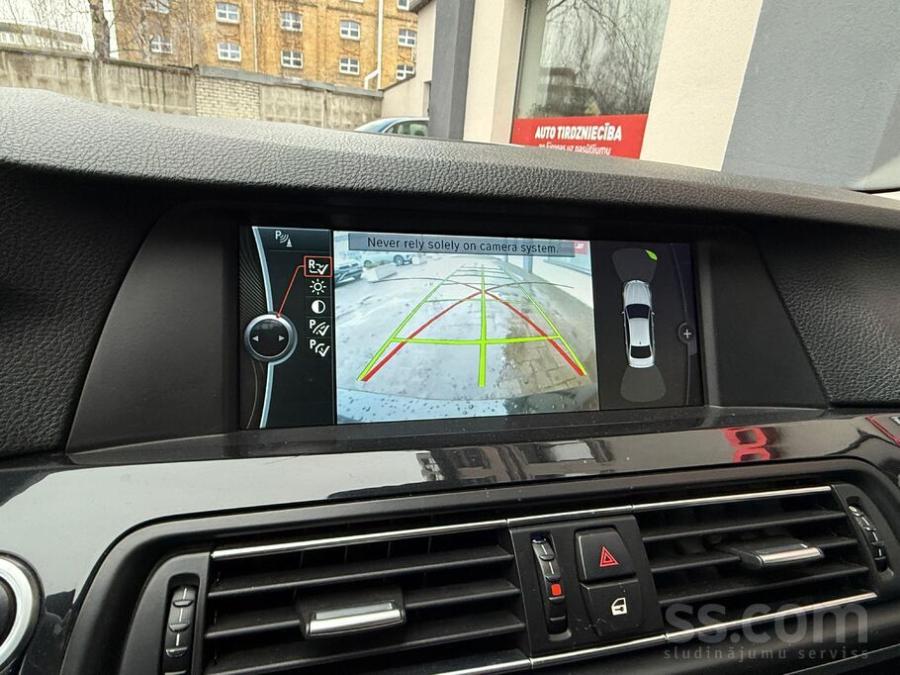 Melns BMW 525 2010 Rīga, ar dzinēja tilpumu 3.00 L un nobraukumu 329 tūkst. km par 7990 €, foto 16 vietnē AUTOMOTO.COM.LV