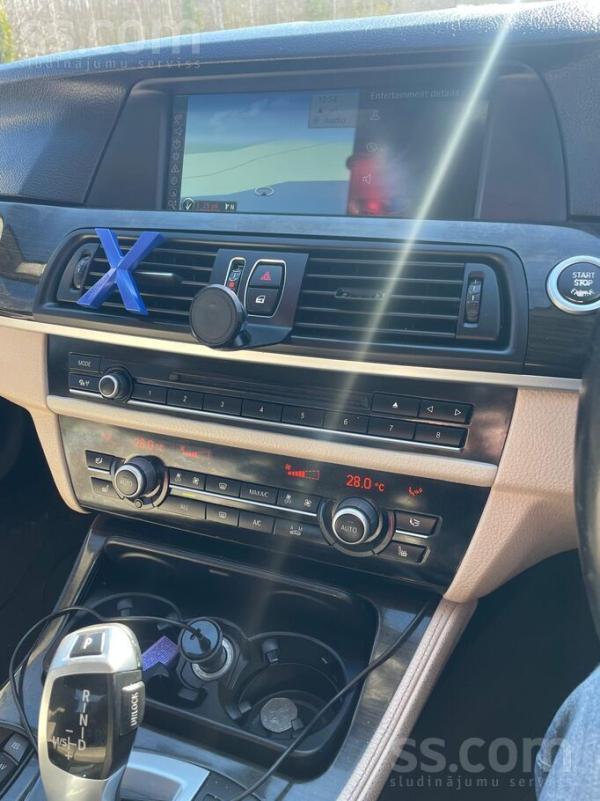 Melns BMW 525 2010 Balvi, ar dzinēja tilpumu 3.00 L un nobraukumu 0 tūkst. km par 4000 €, foto 8 vietnē AUTOMOTO.COM.LV